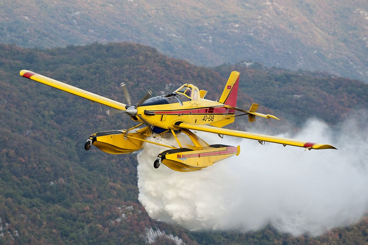 DESTAQUES NO AT-802F FIRE BOSS - Air Tractor - Brasil